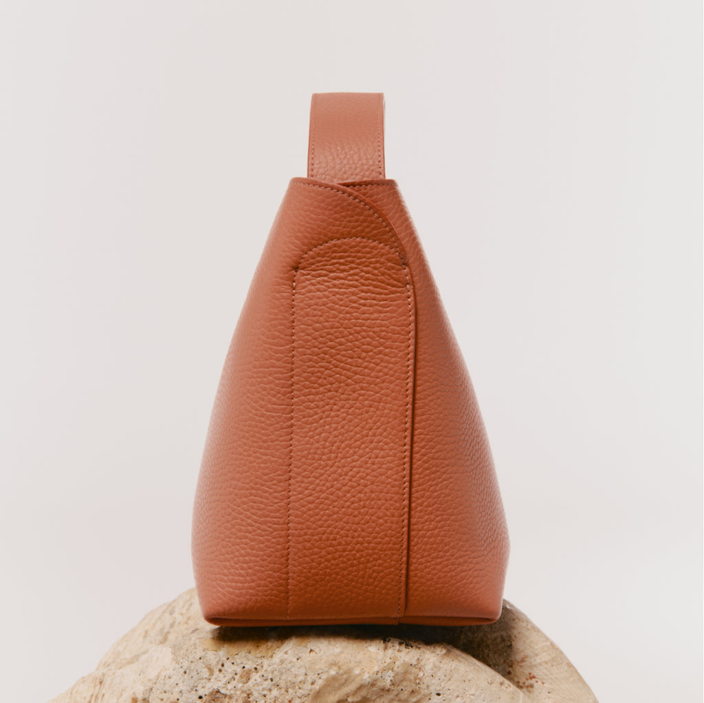 Linea Bucket Bag – Cuyana