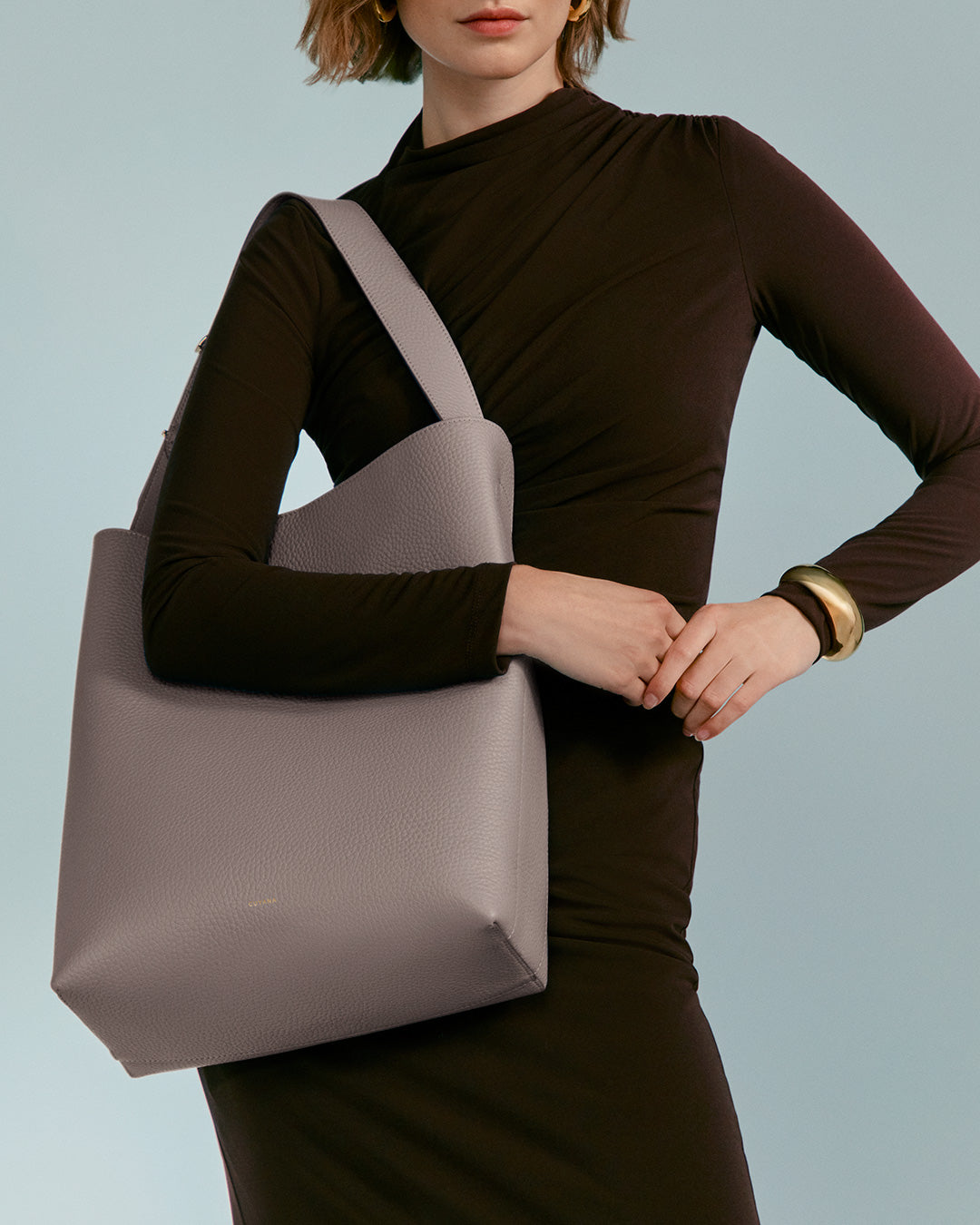 Oversized Linea Bag – Cuyana